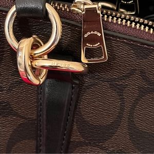 Coach | Bags | Coach Christie Carryall In Crossgrain Leather Handbag ...